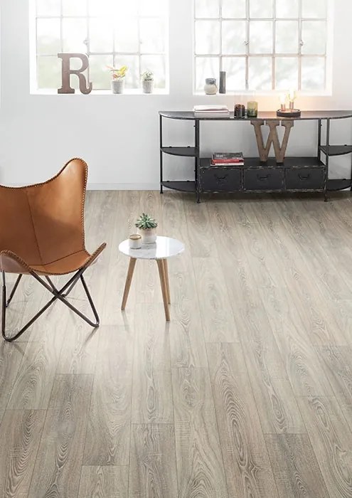 Egger Laminátová podlaha Floorclic 31 Solution FV 55036 Dub Bonavigo šedý - Kliková podlaha se zámky