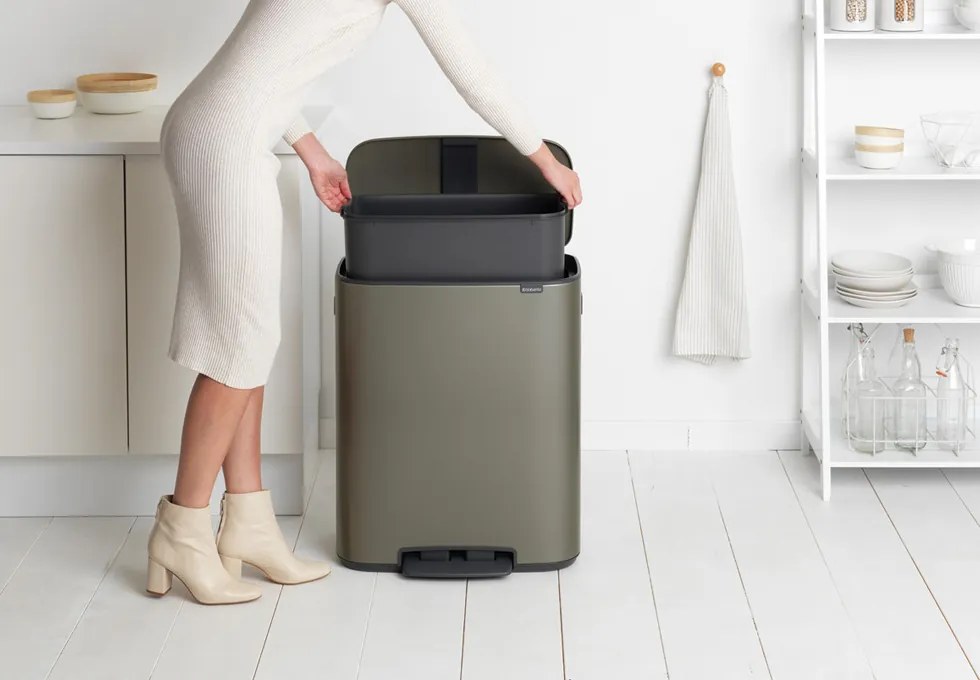 Brabantia BO pedálový koš 60L platinová