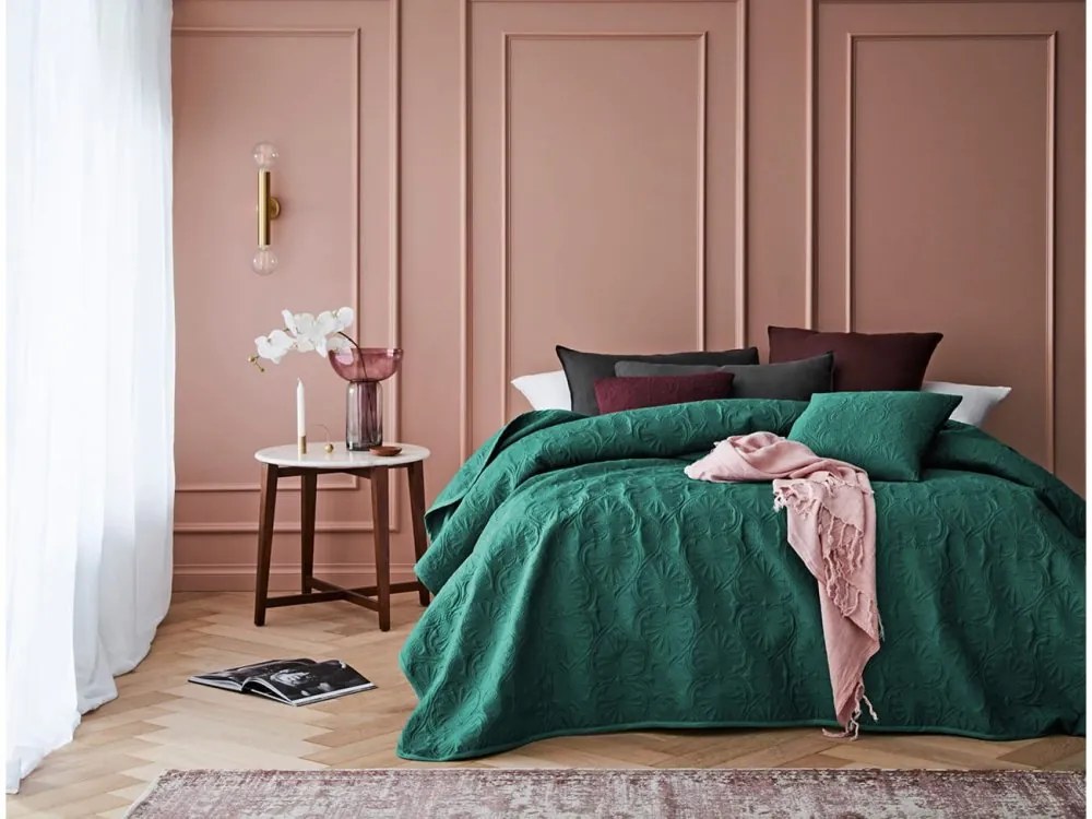 Zelený jednobarevný přehoz na postel 220 x 240 cm