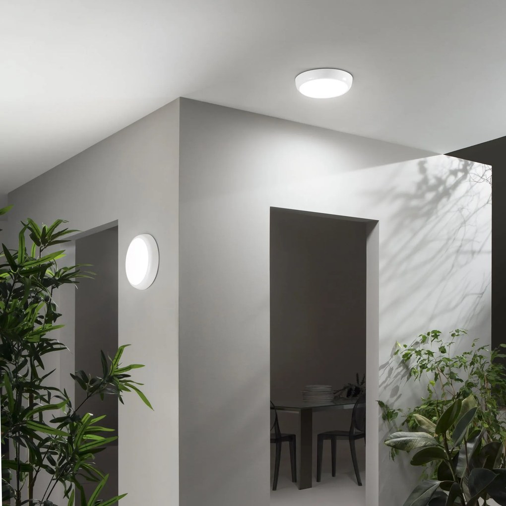 FAN LED-HUBLOT-SENS Stropní nouzové LED svítidlo 18 W, 1800 lm, CCT, IP65, se senzorem, 32 x 7,2 cm - FANEUROPE