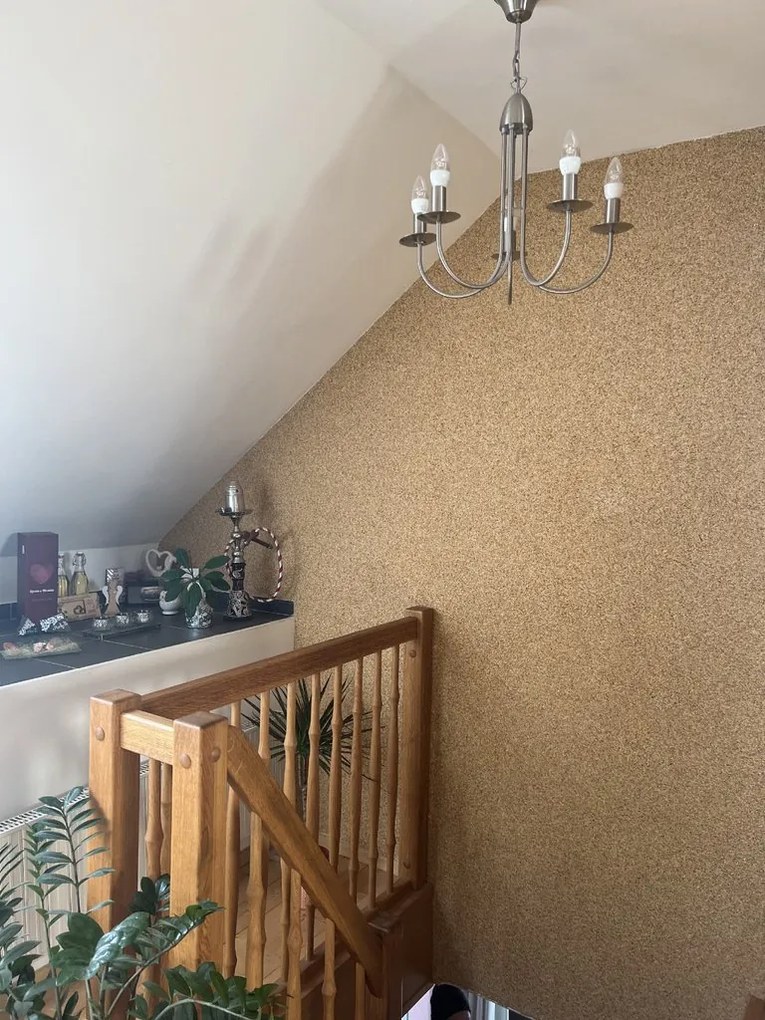 Báča Beton Kamenný koberec na stěnu Giallo Mori Frakce: Střední (1 – 4 mm), vydatnost setu 3,5 m², Doporučené použití v: exteriéru - polyuretanové pojivo