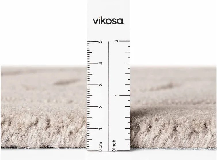 Světle šedý ručně tkaný vlněný koberec 120x180 cm Arcura – Vikosa