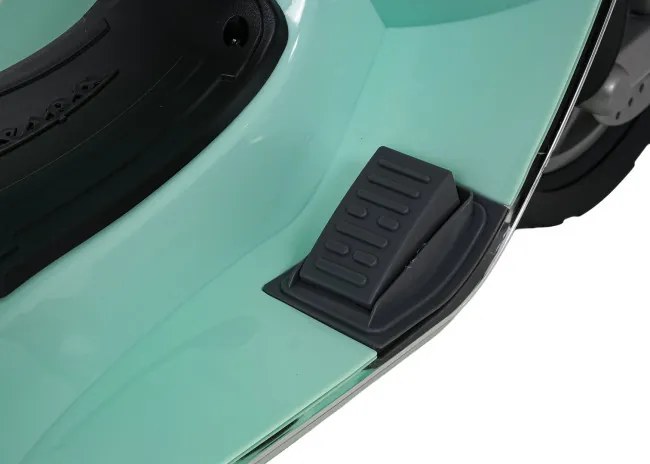Elektrický skútr Vespa ROMA zelený