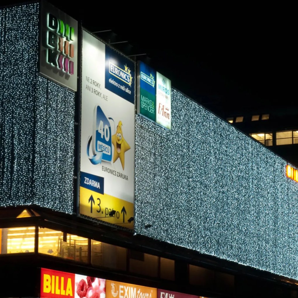 Easy Fix LED světelný závěs venkovní, 100 × 500 cm, ledově bílá, 500 diod, bílý kabel, IP67, prodlužovací