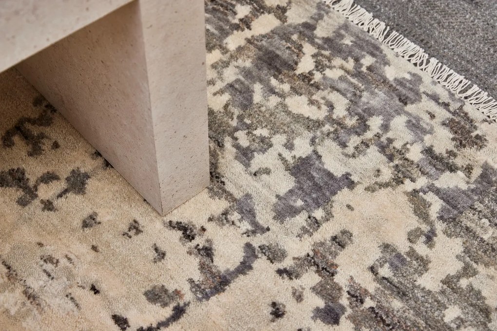 Diamond Carpets India, Ručně vázaný kusový koberec Relic DESP HK21, 300x400, béžová, ložnice