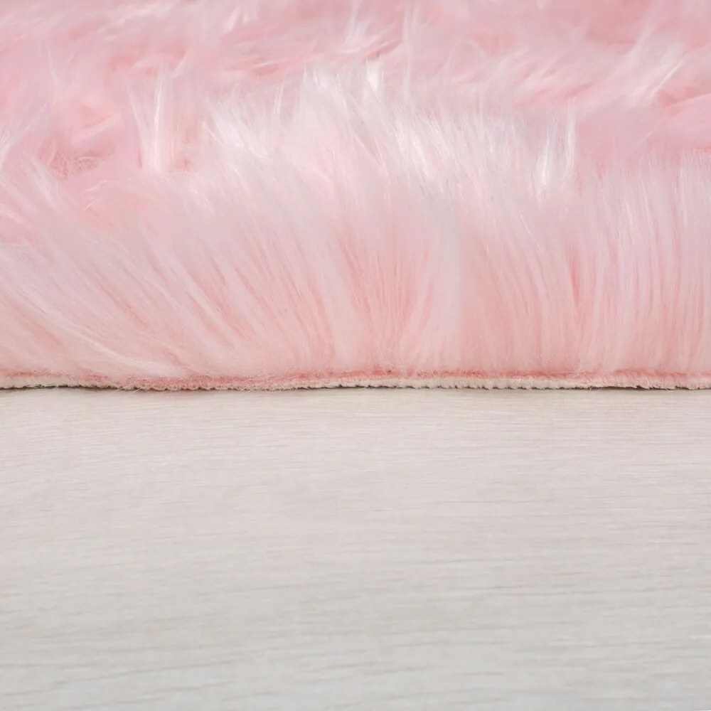 Flair Rugs koberce Kusový koberec Faux Fur Sheepskin Pink - 120x170 cm