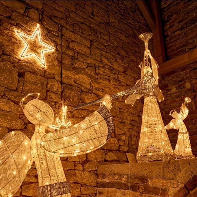 3D LED svítící anděl s trubkou, 122 cm, venkovní, teple bílá, 120 LED, IP44