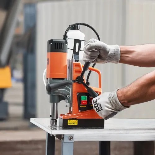 Magnetická vrtačka 1300 W 13000 N Přenosná vrtačka Mag 810RPM