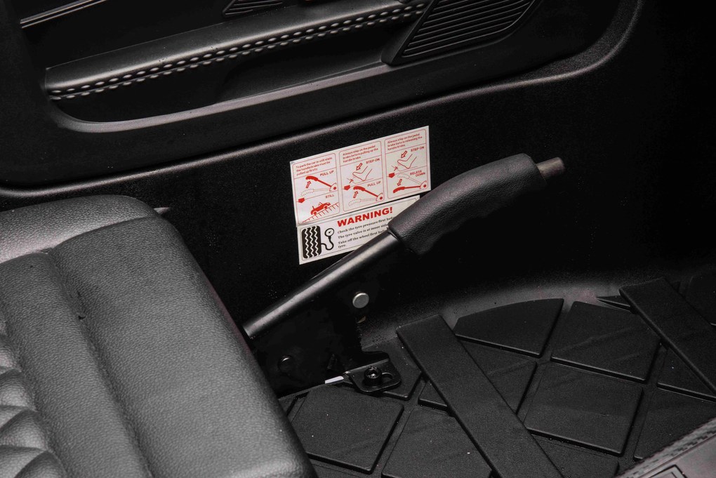 Ramiz Dětské autíčko Audi Spyder R8 LIFT černé