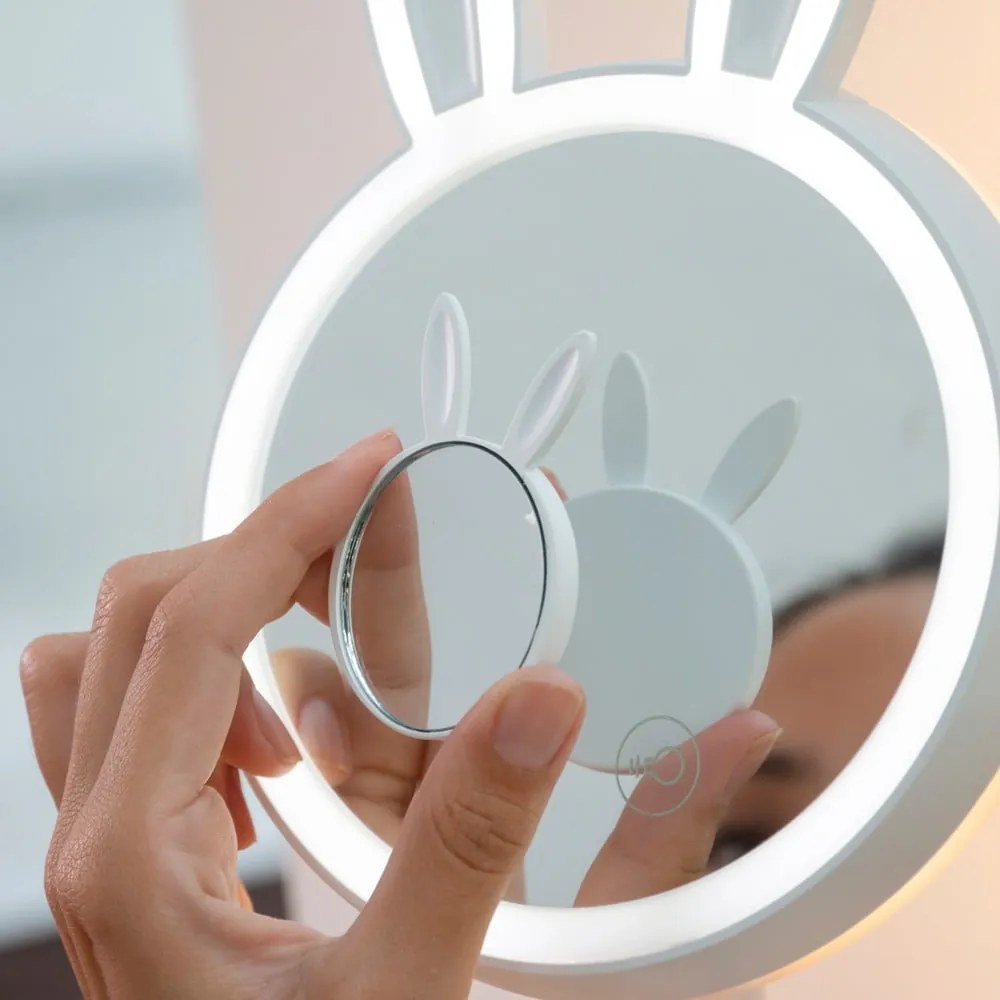 Set stolního a přibližovacího zrcátka s LED osvětlením InnovaGoods Bunny