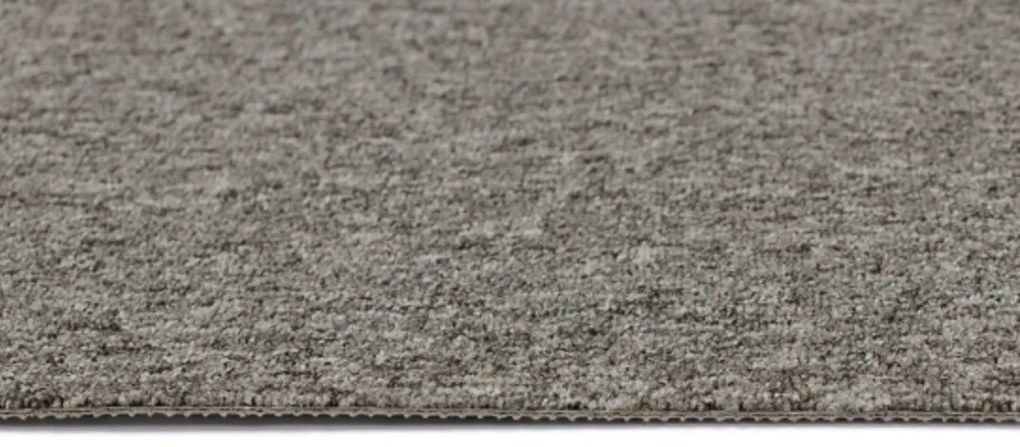 MAVERICK Metrážový koberec MEDUSA 40 BARVA: Hnědá, ŠÍŘKA: 4 m