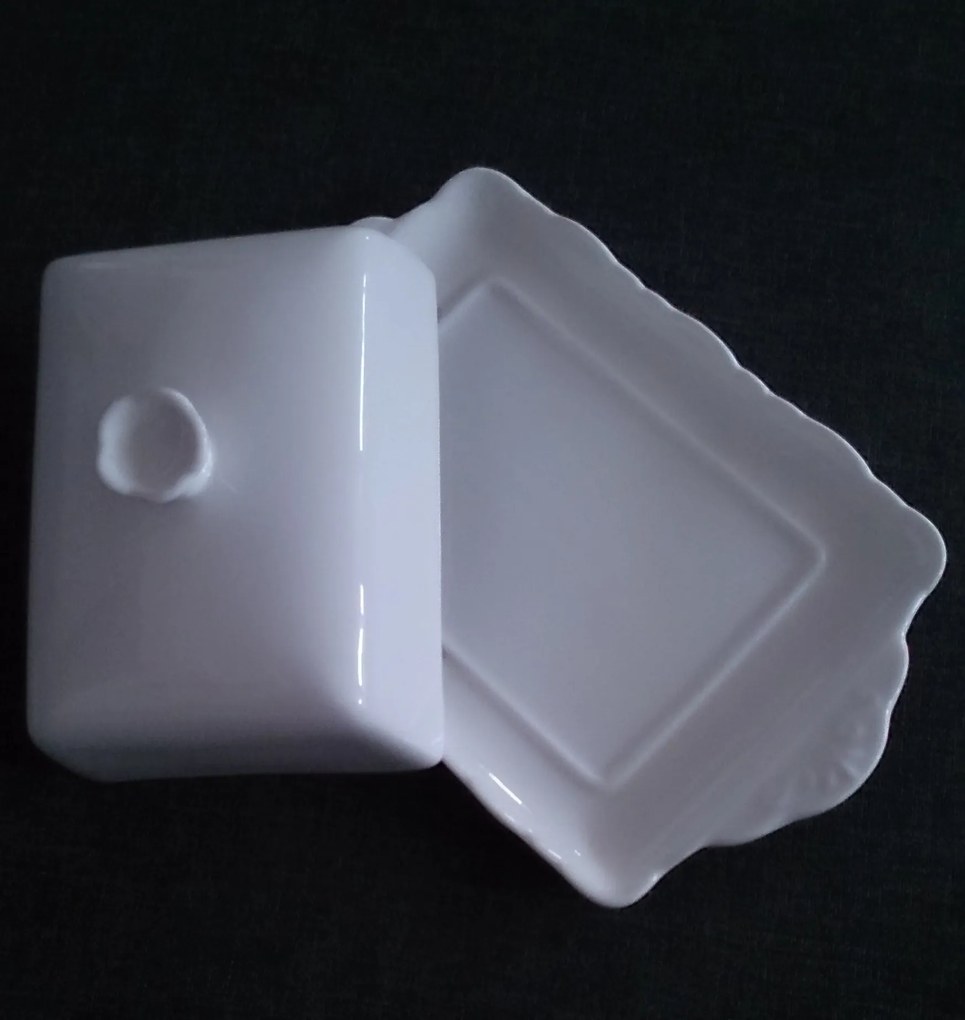 Porcelánová máslenka Provence