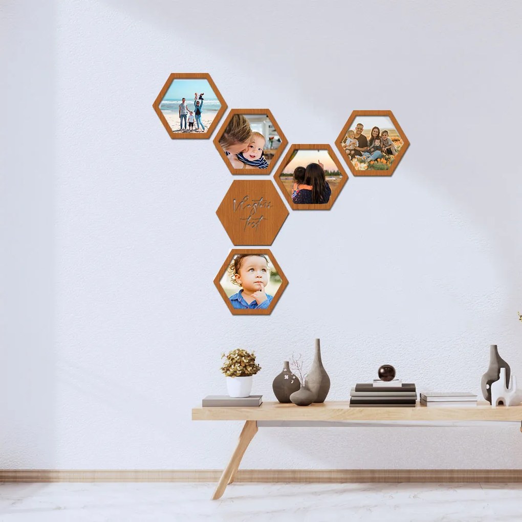 dřevo života Sada fotorámačků HEXAGON Zvolte barvu dekoru: Třešeň, Velikost fotorámečků: 13x18, Text: Vlastní text