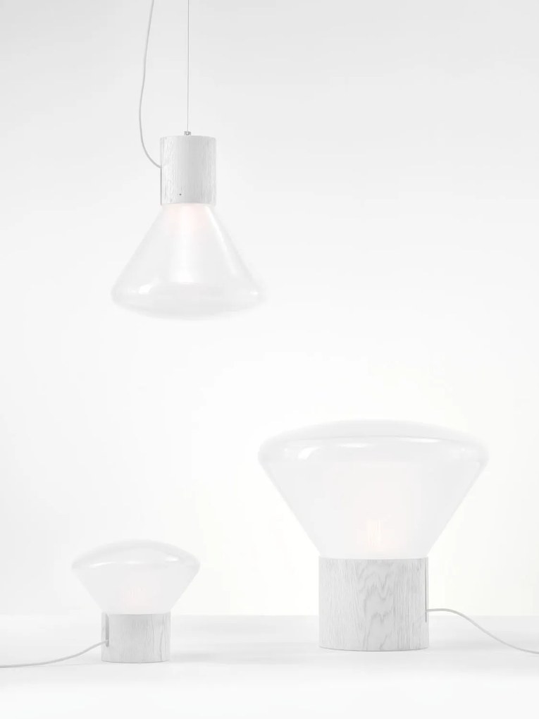 Designová lampa Brokis Muffins Wood 02 PC850 Barva skla: Amber - transparentní sklo, Barva el. vedení: Textilní kabel -  černý, Dřevo: dub evropský - bíle mořený (CCS680)