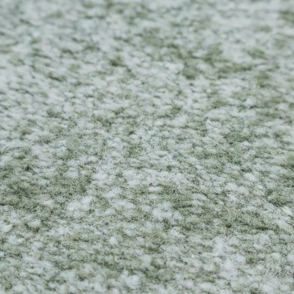 Spoltex, Metrážový koberec Milano 24 zelený, na míru, šíře 4m,5m, zelená, filc, dětský pokoj