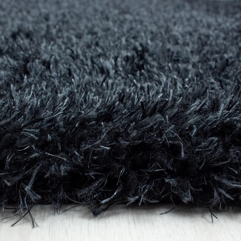 Ayyildiz koberce Kusový koberec Brilliant Shaggy 4200 Black - 160x230 cm