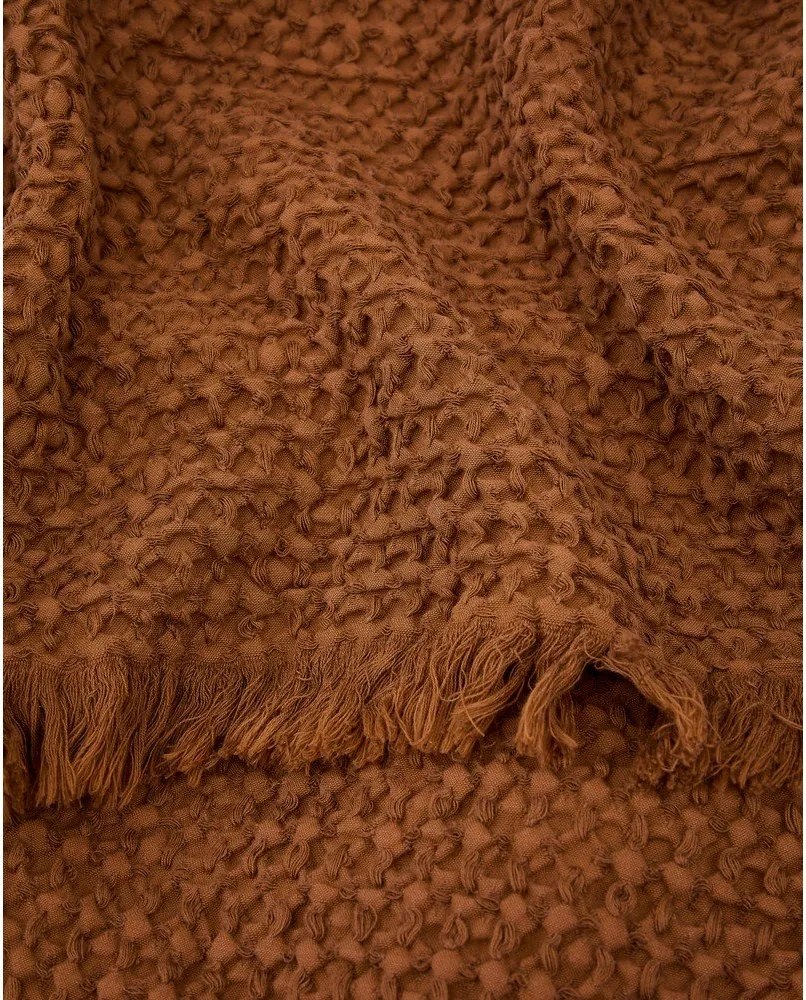 Hnědá deka 130x170 cm Nulina – Kave Home
