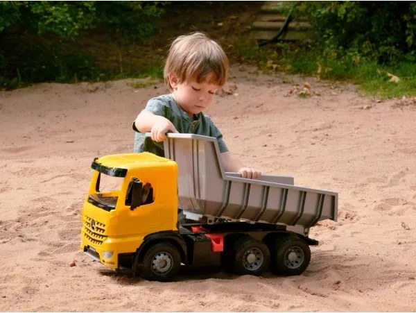 Auto sklápěč Mercedes GIGA TRUCKS 65 cm žlutá/šedá
