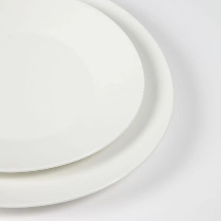 Bílý porcelánový talíř Kave Home Pierina 26,8 cm