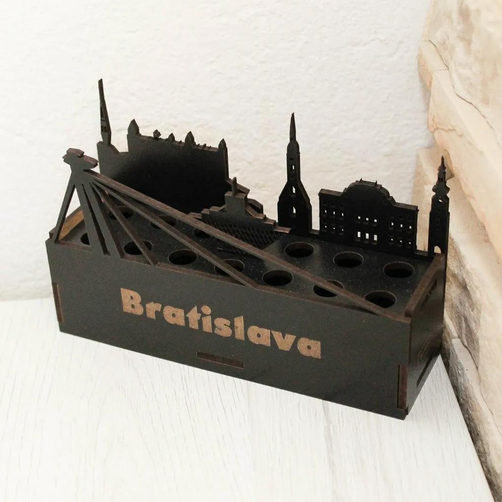 Dřevěný stojánek na tužky - Bratislava | DUBLEZ