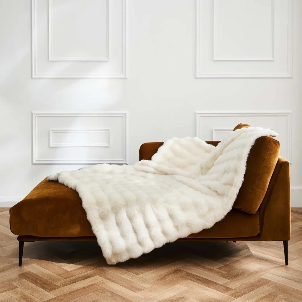 Krémová deka z mikroplyše 180x220 cm Mounty – douceur d'intérieur