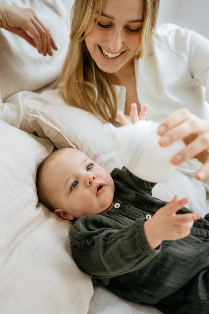 Elhée Kojenecká antikoliková lahev 150 ml Milk