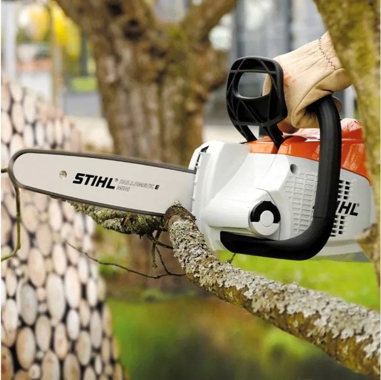 AKU řetězová pila STIHL MSA 160 C-B
