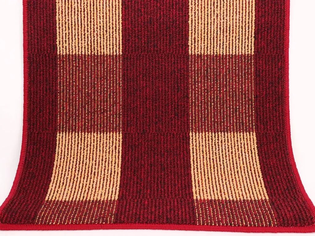 Cz-Holtex Kusový koberec Dijon červený Rozměry: 067x120cm