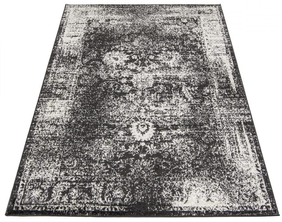 Kusový koberec Chavier černý 60x200cm
