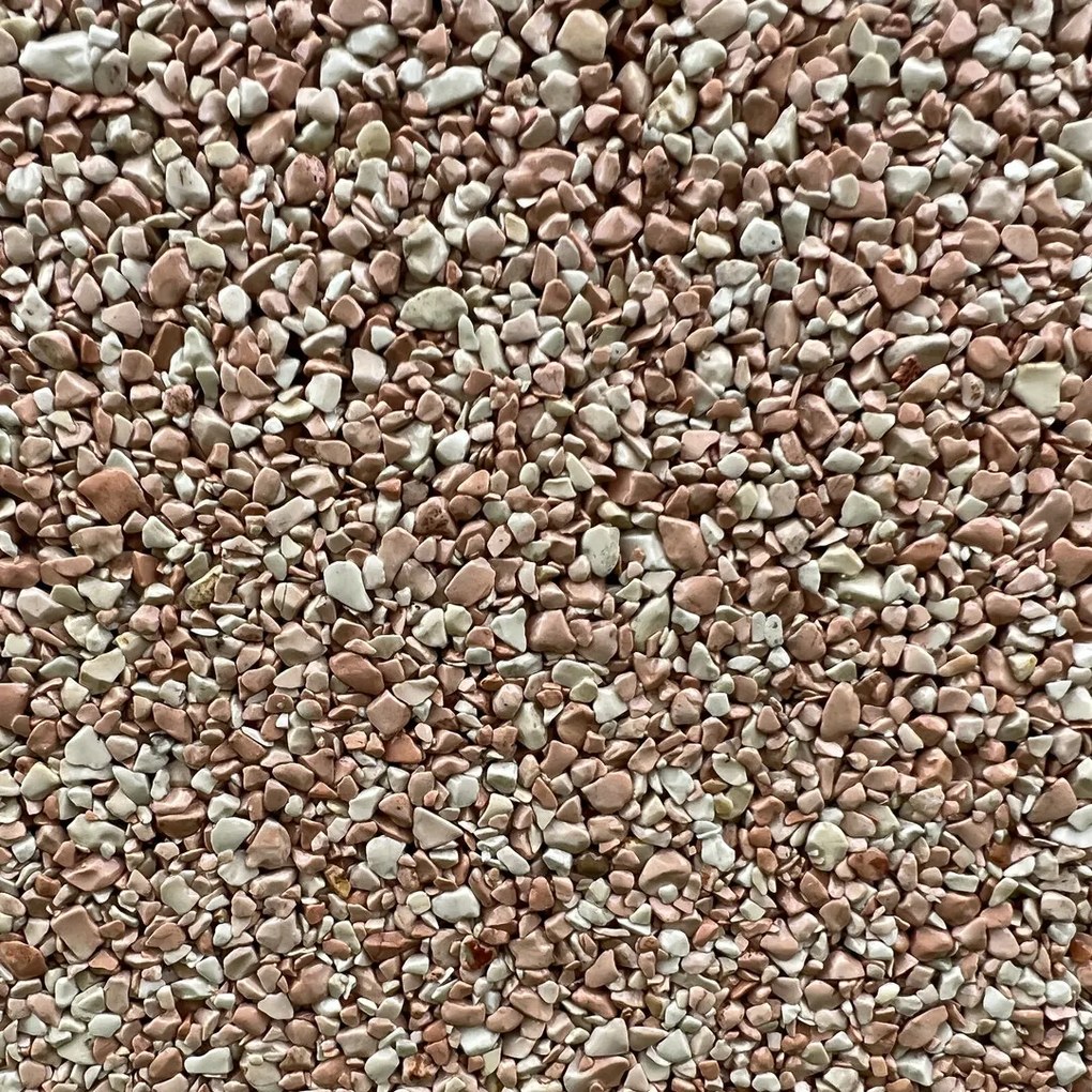 Báča Beton Kamenný koberec na stěnu Rosa Corallo Frakce: Hrubá (4 – 8 mm), vydatnost setu 2,6 m², Doporučené použití v: exteriéru - polyuretanové pojivo