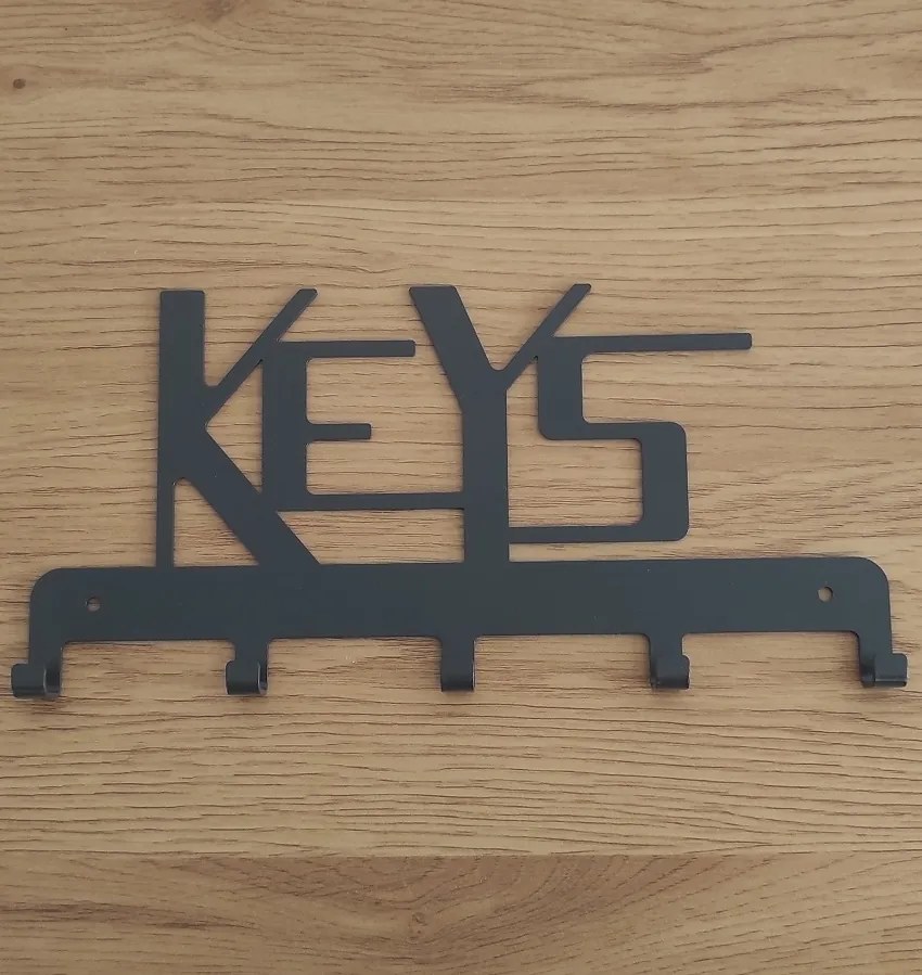 Černý kovový věšák na klíče Keys