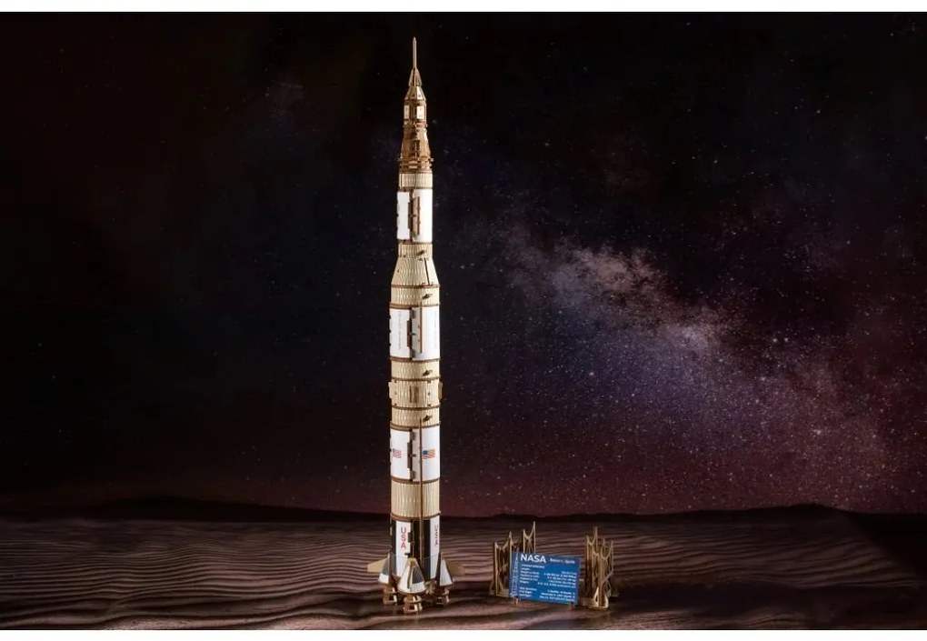 Ugears 3D dřevěné mechanické puzzle NASA, Saturn V