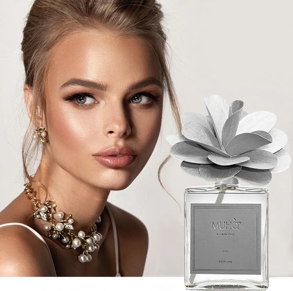 Muhà Flower difuzér s dřevěnou květinou Fiori di Cotone Objem: 200 ml