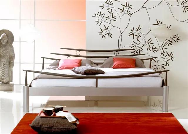 Nábytek ATIKA s.r.o. Kovová postel SHANGHAI Povrchová úprava: bílá, Rozměr: 160 x 200 cm