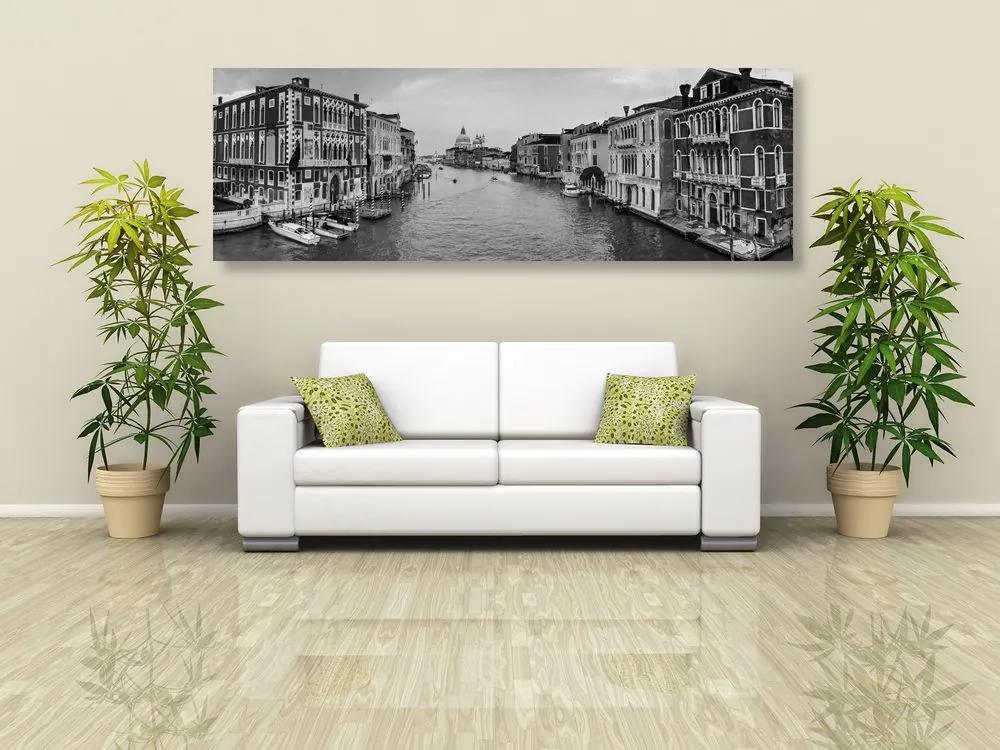 Obraz slavné kanály Benátiek v černobílém provedení