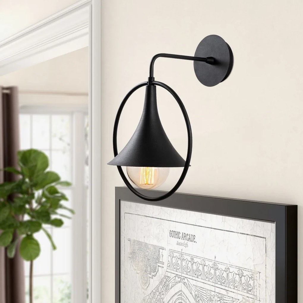 Nástěnná lampa Namute černá