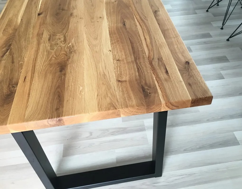 KULHÁNEK Jídelní stůl s rovnou hranou a ocelovou podnoží Velikost desky: individuální, Odstín podnože: černá s jemnou strukturou - JS RAL 9005