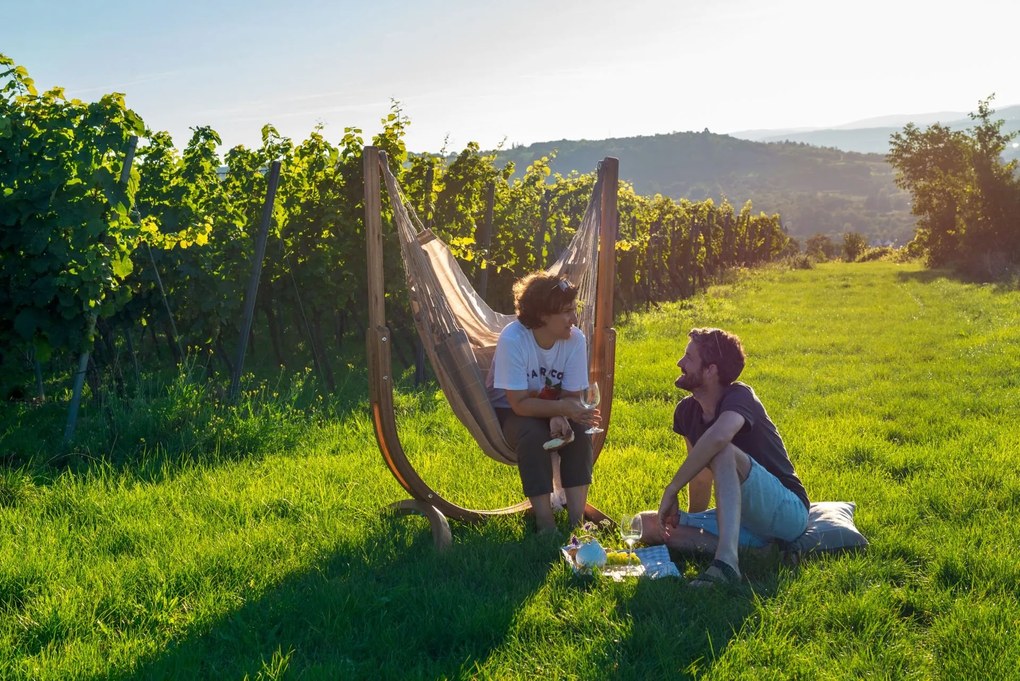 Houpací sedačka La Siesta Cumbia Comfort Outdoor ke stojanu Udine almond