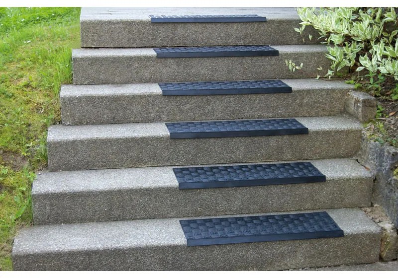 Gumový nášlap na schody, 750 x 250 mm, 1 ks, šedá