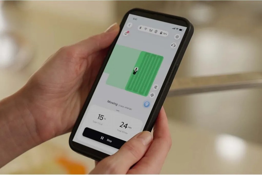 Robotická sekačka Mammotion YUKA 2000 (model 2025) + sada nožů 24 ks