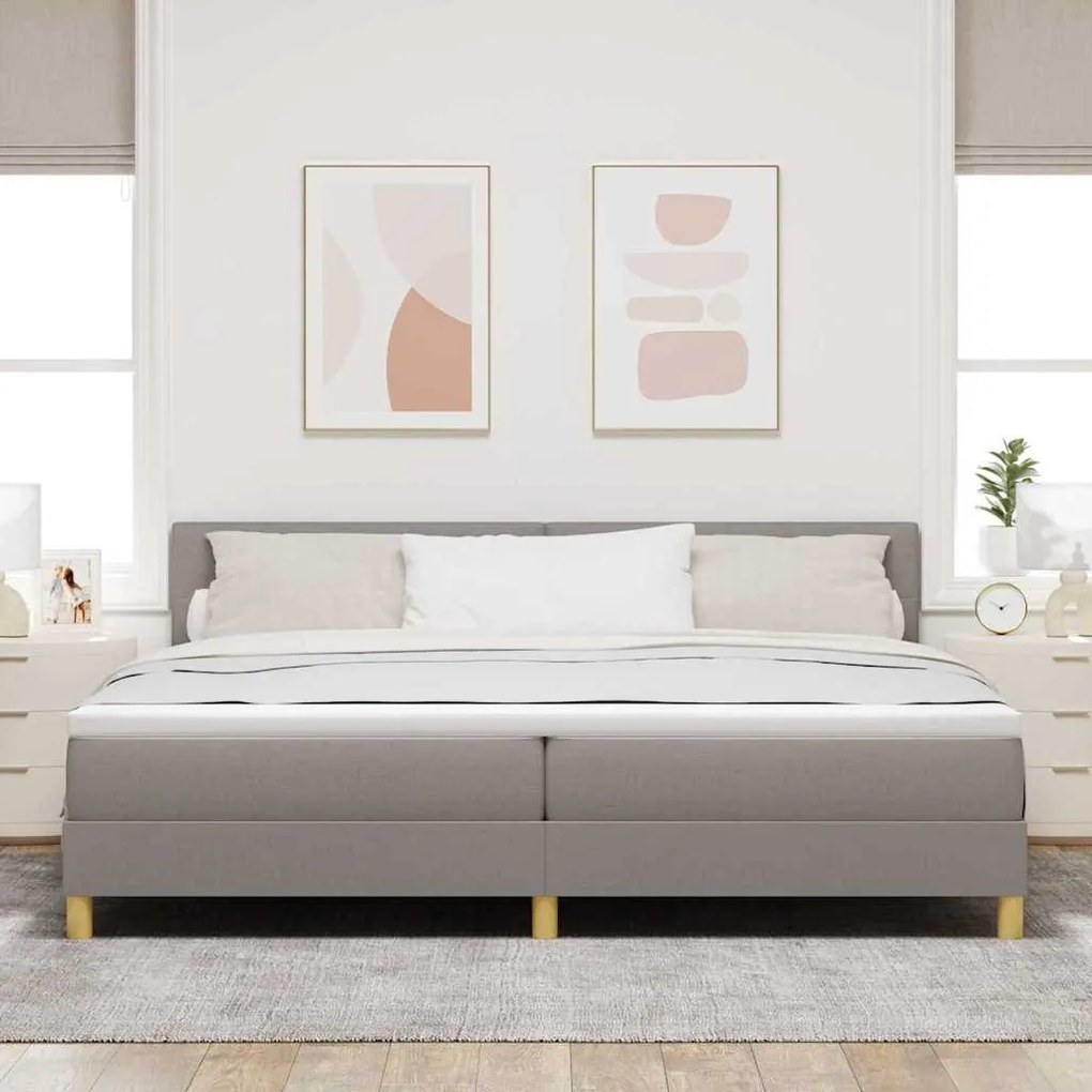 Postel s boxspringem s polštářem Taupe 200 x 200 cm textil 3338948