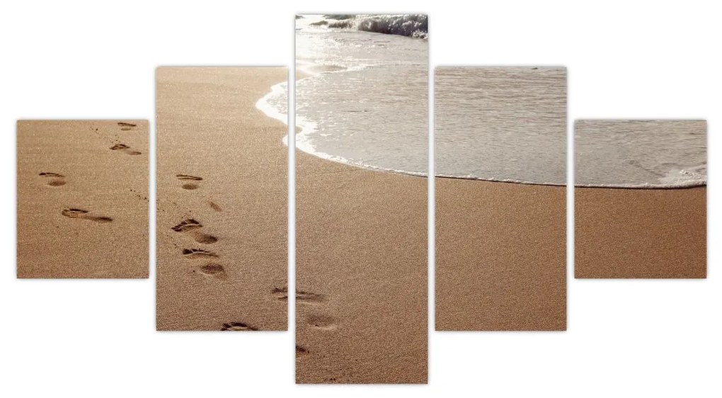 Obraz - stopy v písku a moře (125x70 cm)