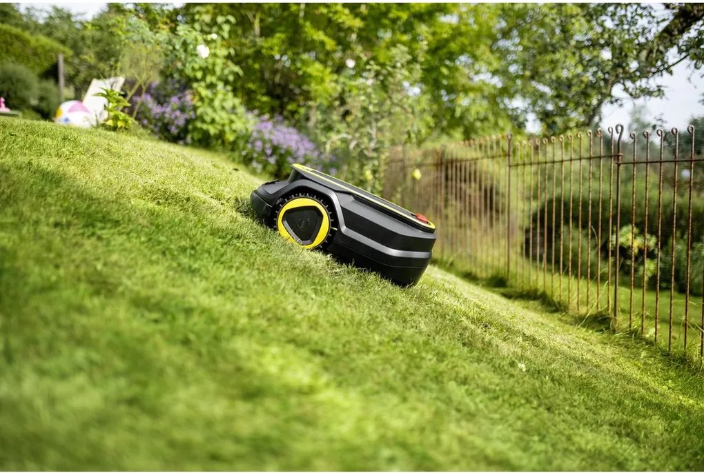 Bezdrátová robotická sekačka Kärcher RCX 4 pro plochy do 1500 m2