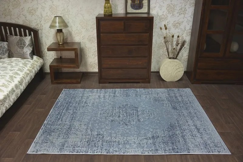 Koberec Drop jasmine 455 L.blue - 160x220 cm