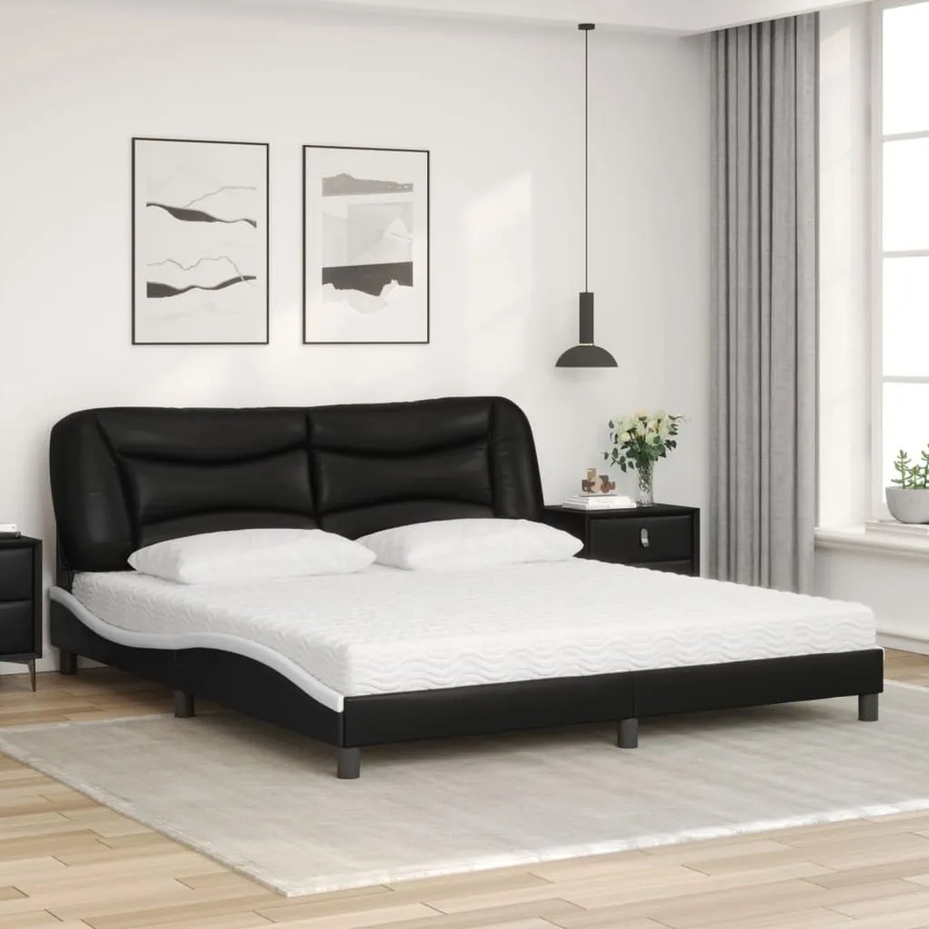Postel s matrací Hvar černá a bílá 180 x 200 cm umělá kůže 3208743
