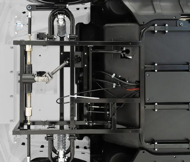Elektrické autíčko Mercedes Benz MAYBACH G650 STRONG bílé