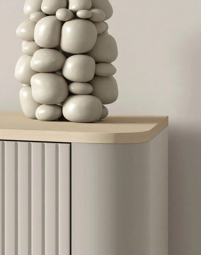 Závěsná TV skříňka Trenza Kašmír/Dub Vicenza 200 cm – moderní design a funkčnost