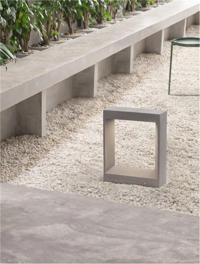 NV 9540217 Venkovní sloupkové svítidlo CAIRO šedý beton skleněný difuzor LED 8W 3000K 120-230V IP65 - NOVA LUCE