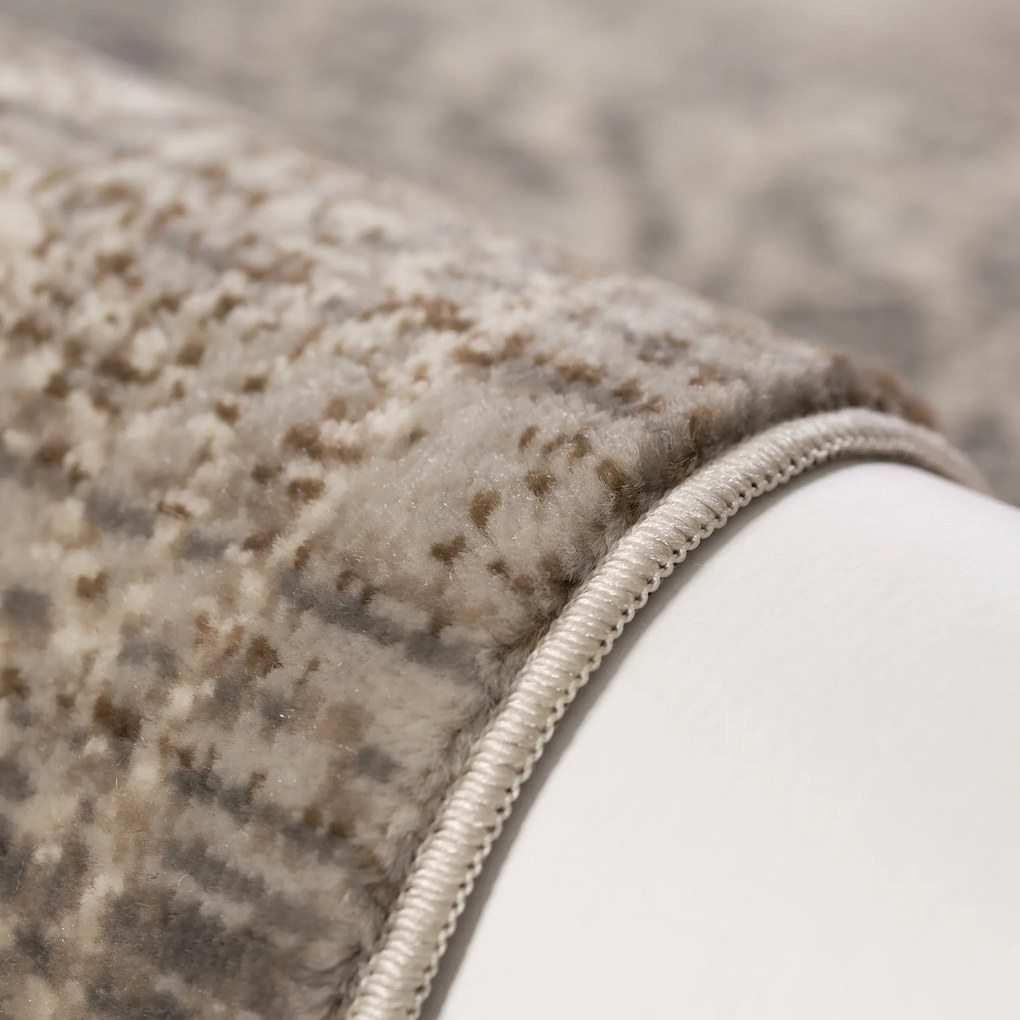 Obsession, Kusový koberec Inca 351 Taupe, 60x110, hnědá, chodba / předsíň