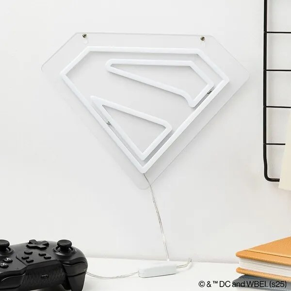 Paladone LED světlo na stěnu Superman - Neon logo Čirá